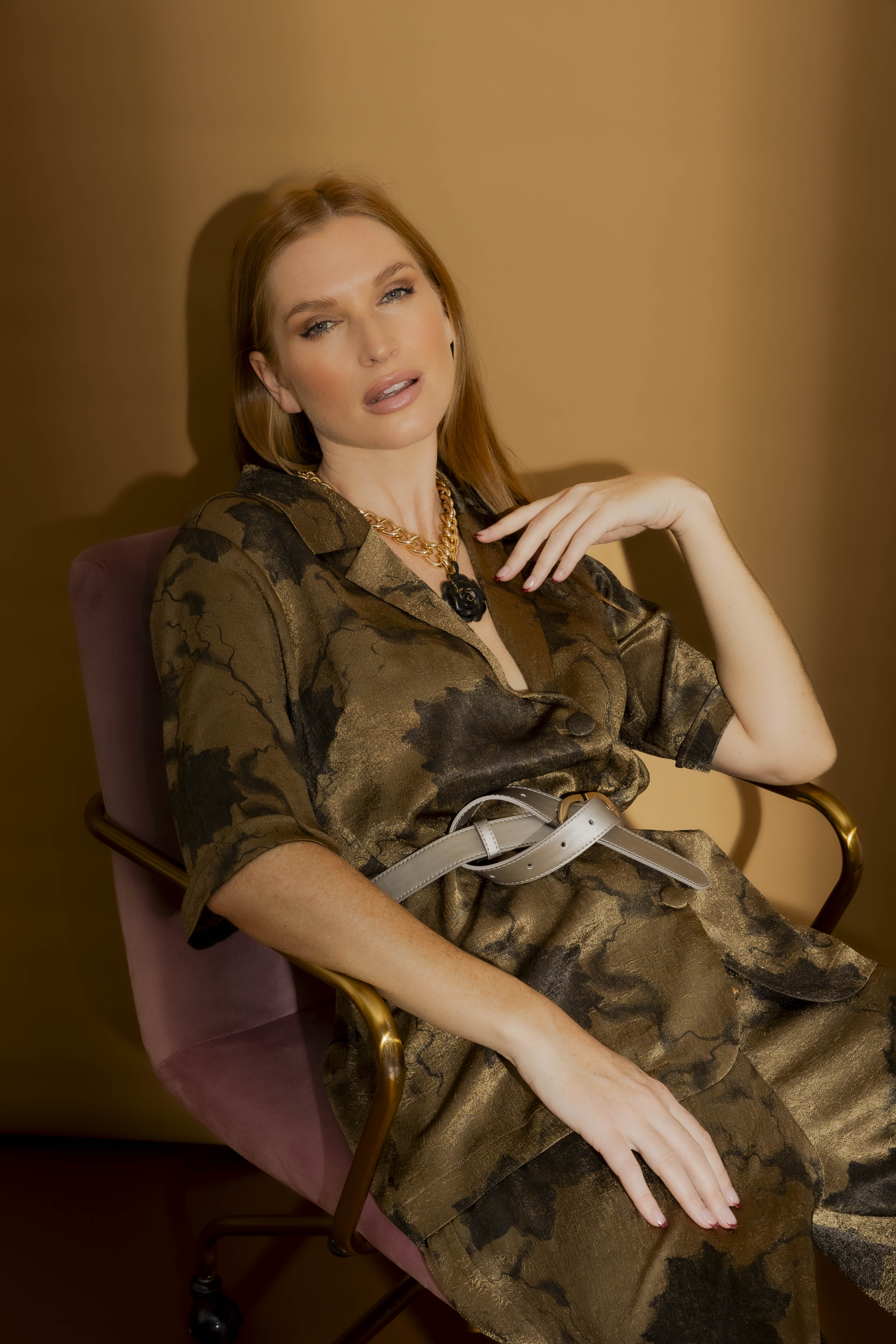 Gold Embossed Lounge Shirt – Motto AU
