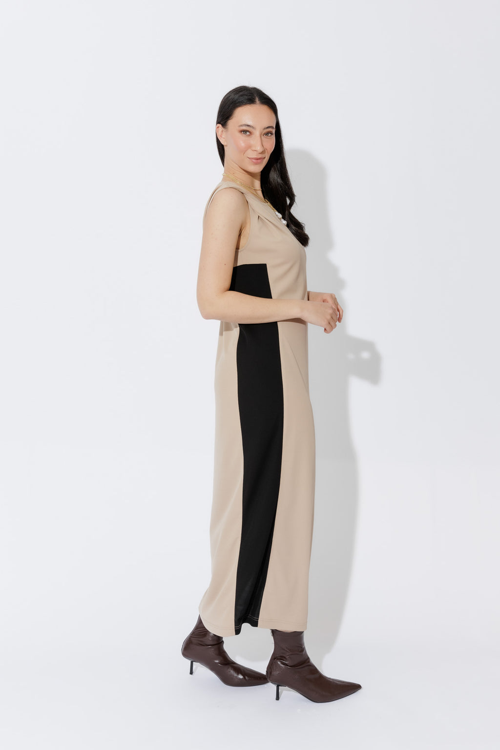 Beige Twist Shoulder Dress – Motto AU