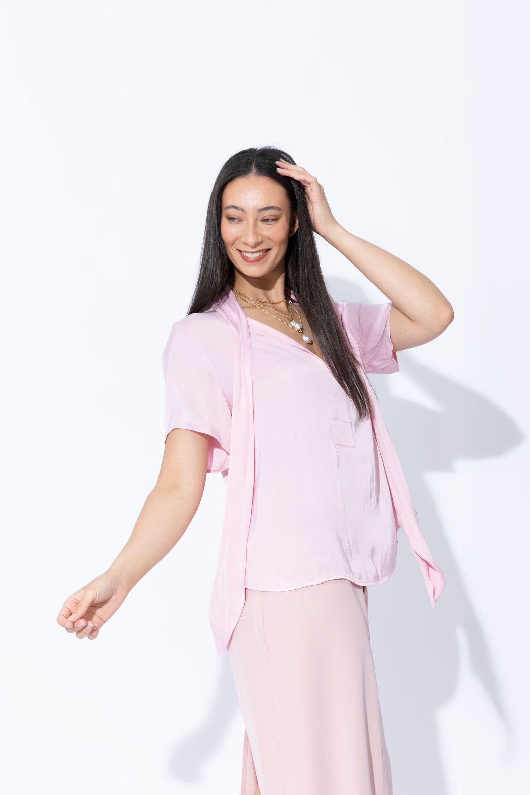 Pale Pink Silky Tie Collar Blogger Shirt – Motto AU