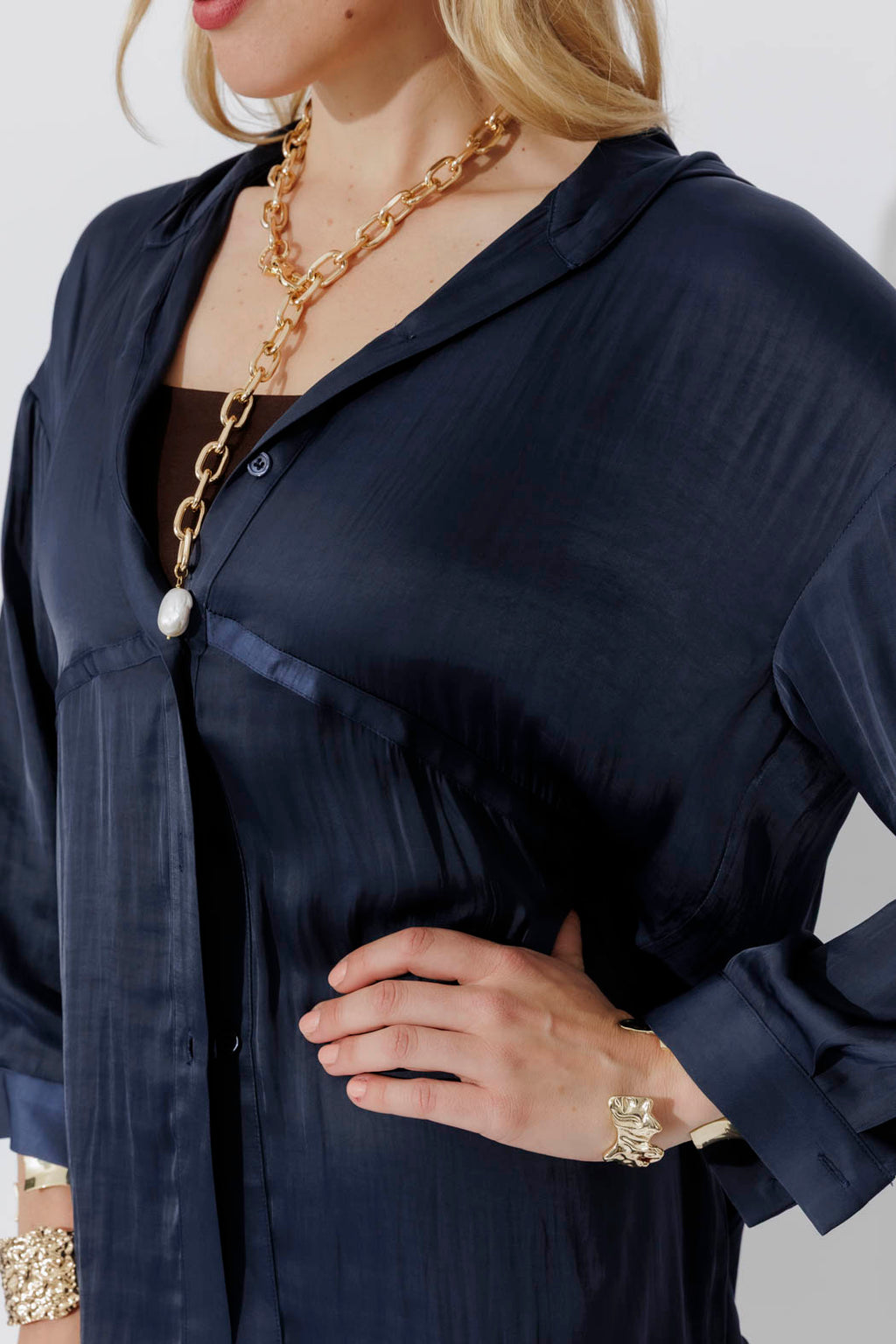 Navy Glow Hooded Shirt – Motto AU