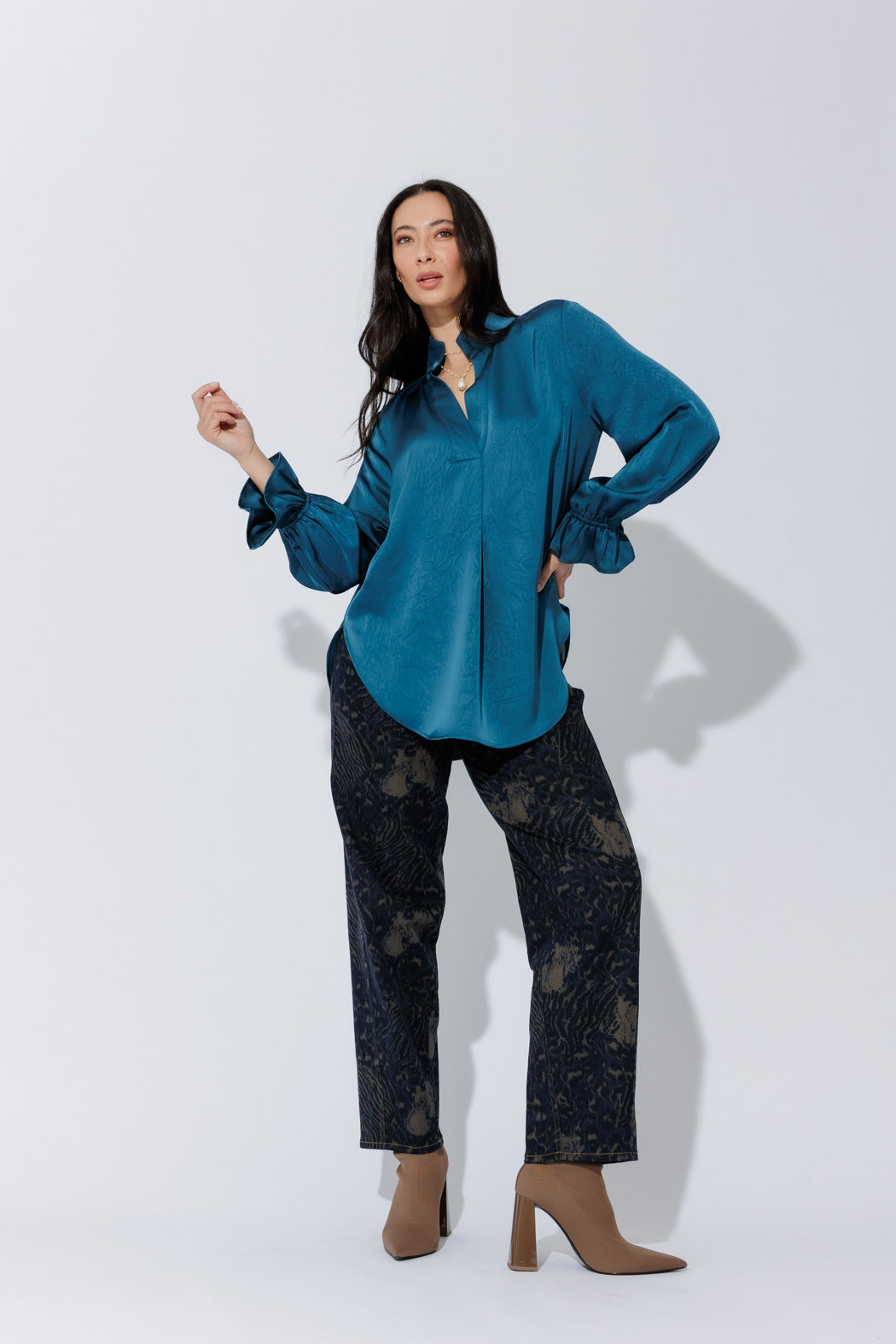 Teal Femme Blogger Shirt – Motto AU