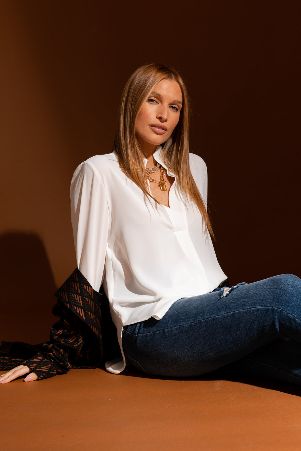 Ivory Blogger Shirt – Motto AU