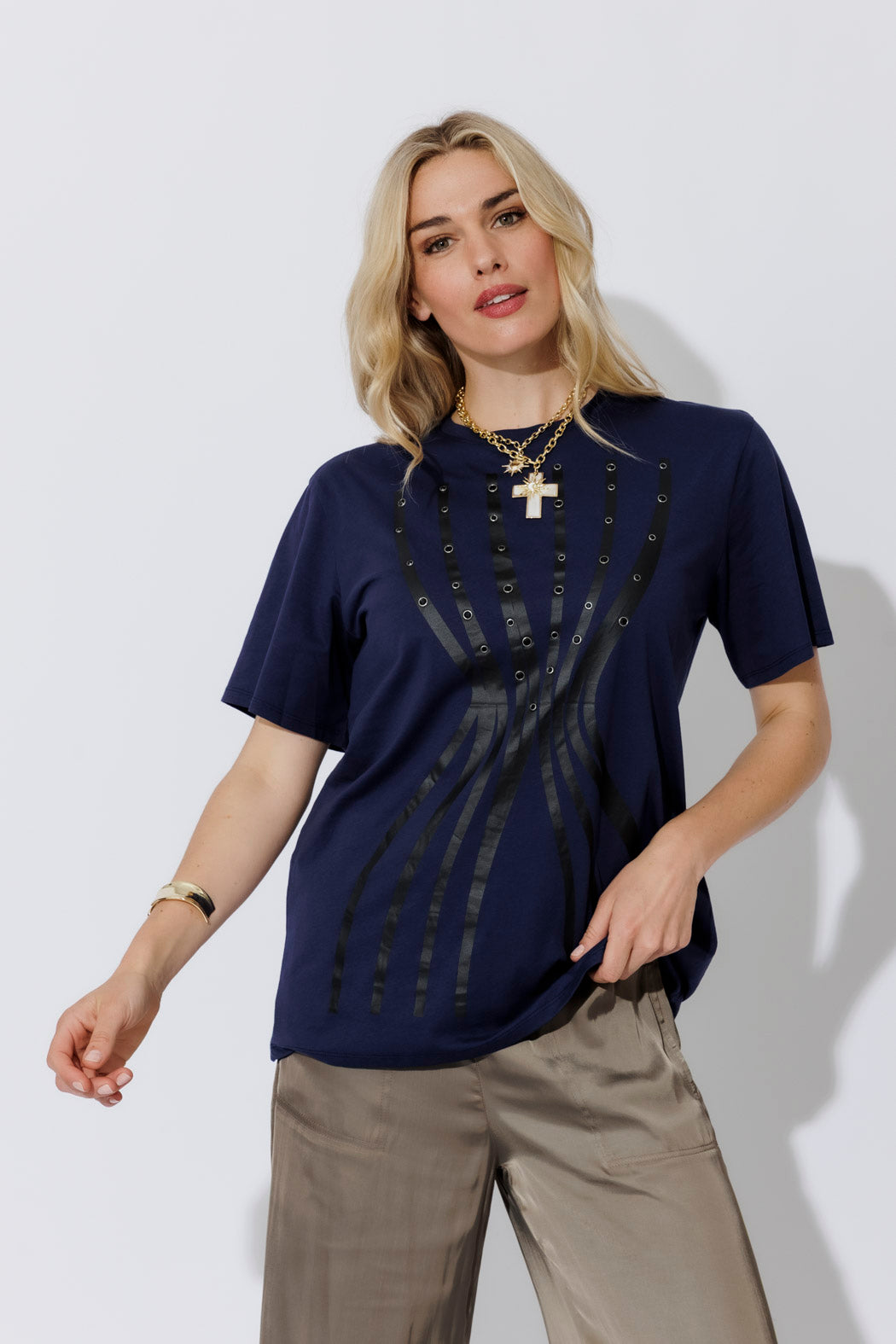 Navy Hourglass T-Shirt – Motto AU