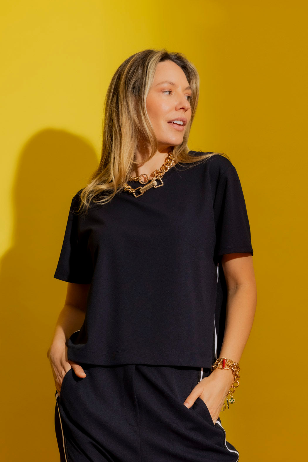Navy Side Stripe Tee – Motto AU